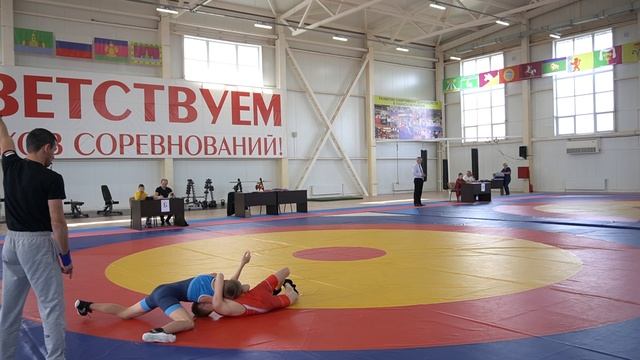 Греко-римская борьба вес 42 кг. Черных Елисей (Славянск р-н)-Поляков Егор (Новокубанский р-н)