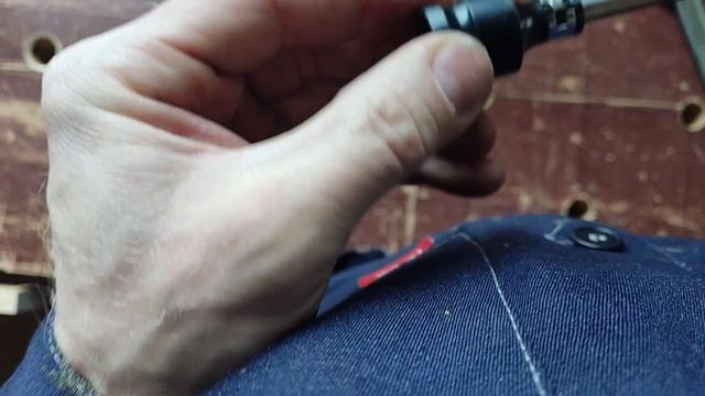 Переходник с 1/2 квадратного привода на 1/4 шестигранный хвостовик.