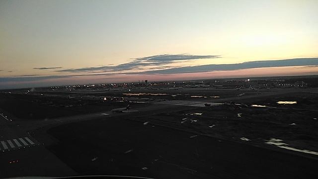 Вечерняя посадка на C525-CJ2 (UUEE).