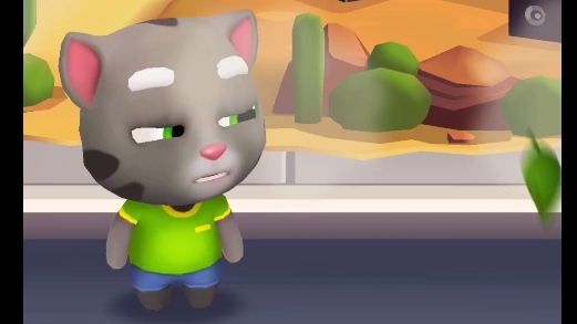 Говорящий Том бег за золотом