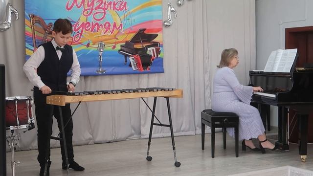 Фёдор, Брамс «Венгерский танец», Бах «Скерцо»