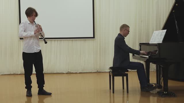 А. Вивальди Соната До минор 1 и 2 часть