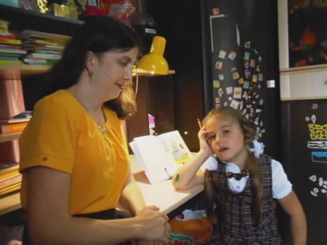 Идёт Катюшка в первый класс (муз. Л.Горцуевой на стихи Т.Вервейко - поёт Катя Ковалёва)