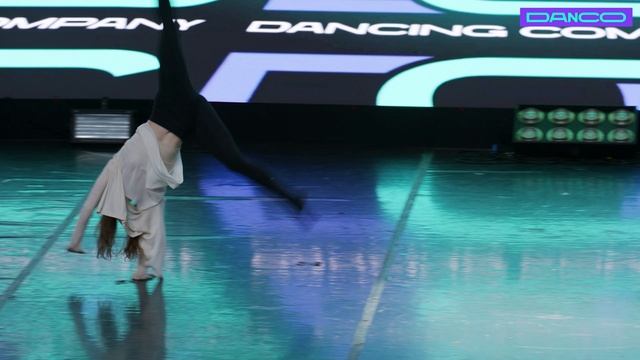 Сурикова Дарья, Современная хореография, педагог-хореограф Александра Мирошникова