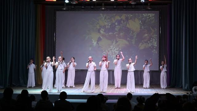 ЦРТДиЮ "Радуга", Вокальный эстрадный ансамбль "Конфетти", "Колыбельная медведицы".