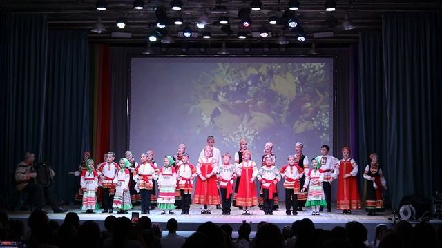 ЦРТДиЮ "Радуга", Ансамбли русской народной песни "Веретенце" и "Колечко"