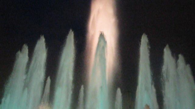 Кидаем монетки в фонтан!