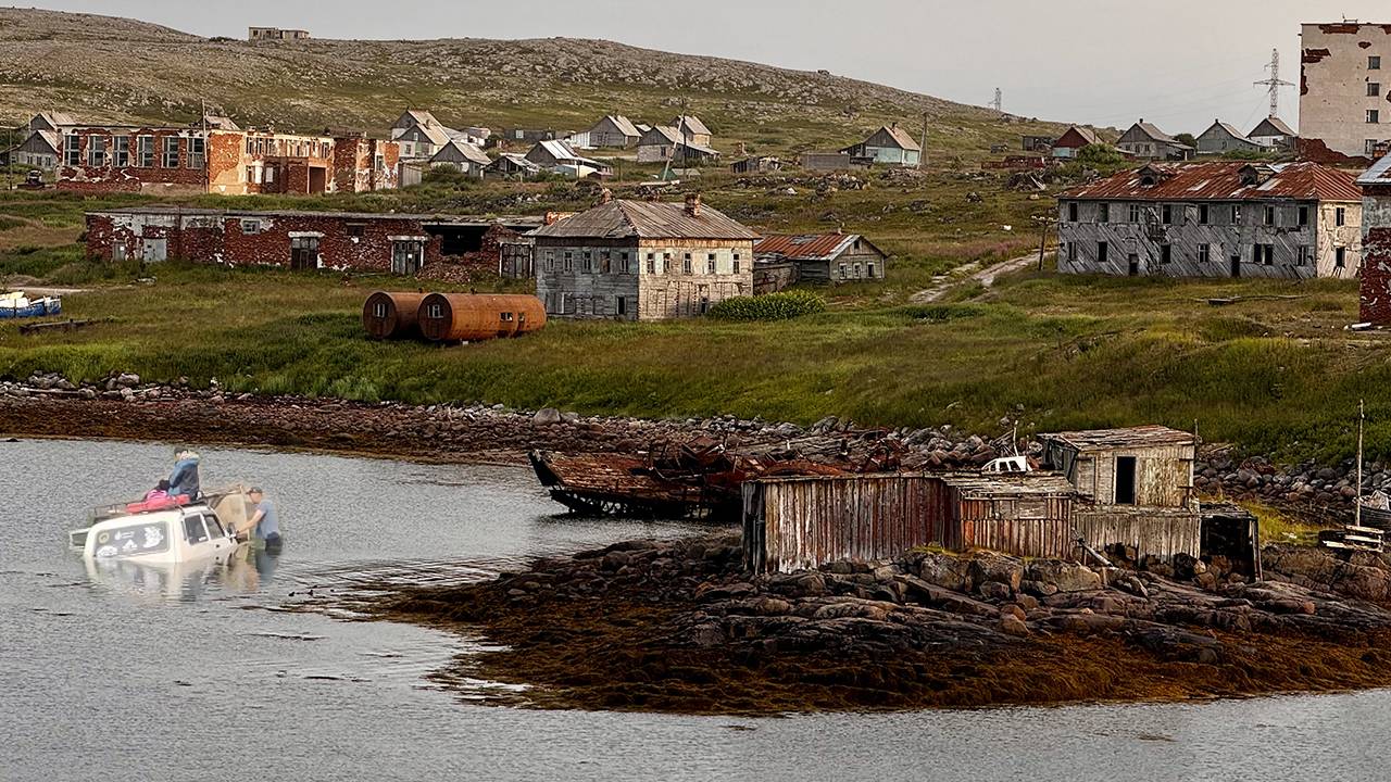 Река Выкат, утопили Ниву. Посёлок призрак Дальние Зеленцы. Своим ходом на край земли