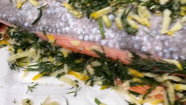 Гравлакс из морской форели