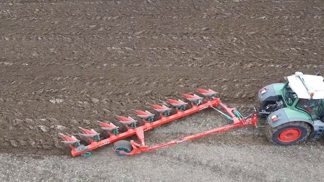 Kverneland - Полунавесной оборотный плуг Kverneland RN 100-8