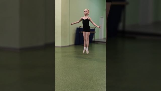 ШКОЛА КЛАССИЧЕСКОГО ТАНЦА GOLDEN TAP DANCE В РОСТОВЕ-НА-ДОНУ