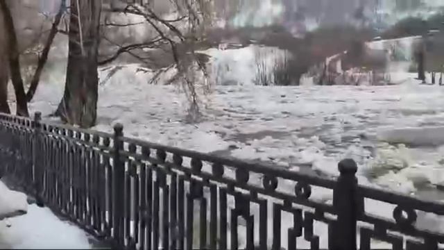 Видео наводнения в Аше. Видео от подписчиков 18.03.2025г.