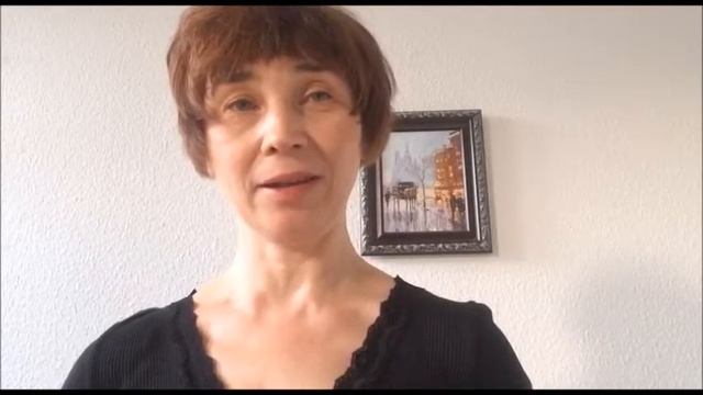 Irina reads the poem "Nostaljia" by Olesia Radushko