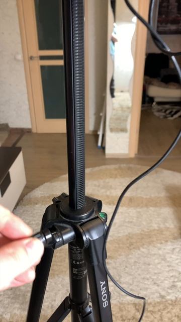 Оригинальная стойка Sony VCT-VPR1 с пультом управления в ручке