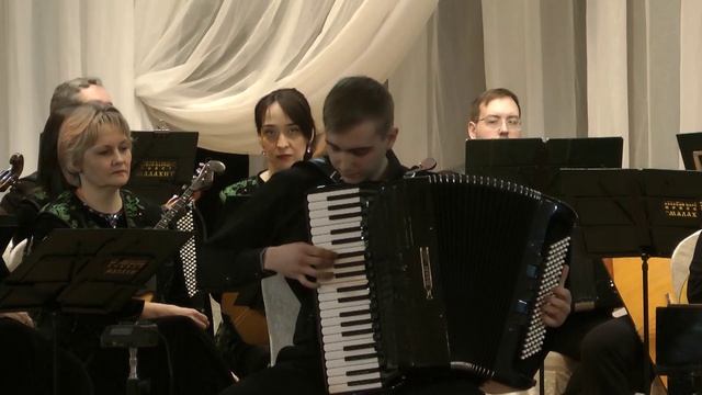 Н. Малыгин Попурри "Песни военного времени" исп. Владислав Надточий Челябинск