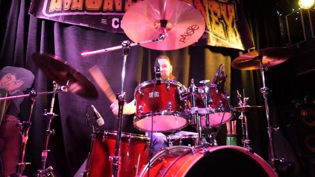 Лопух (Россияне). ИВАН ТУРИСТ