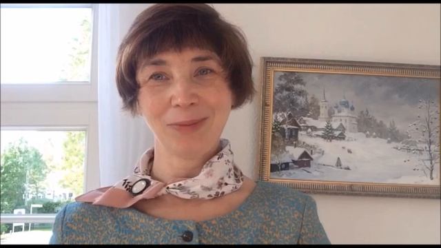 Ирина читает стихотворение Олеси Радушко "Возьму у радуги расцветку""