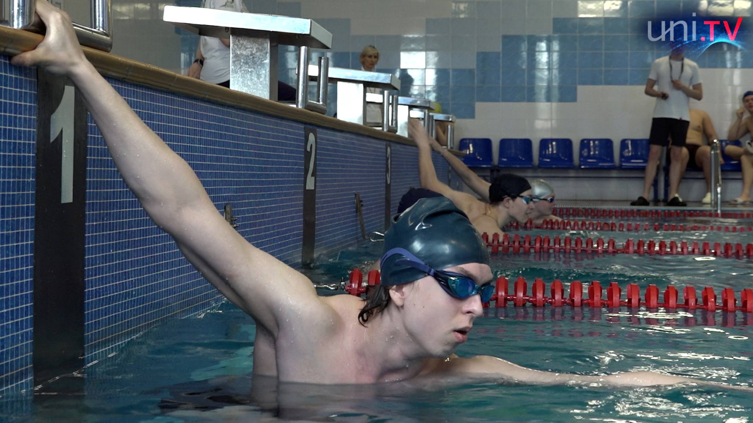 Первенство по плаванию в память о преподавателе