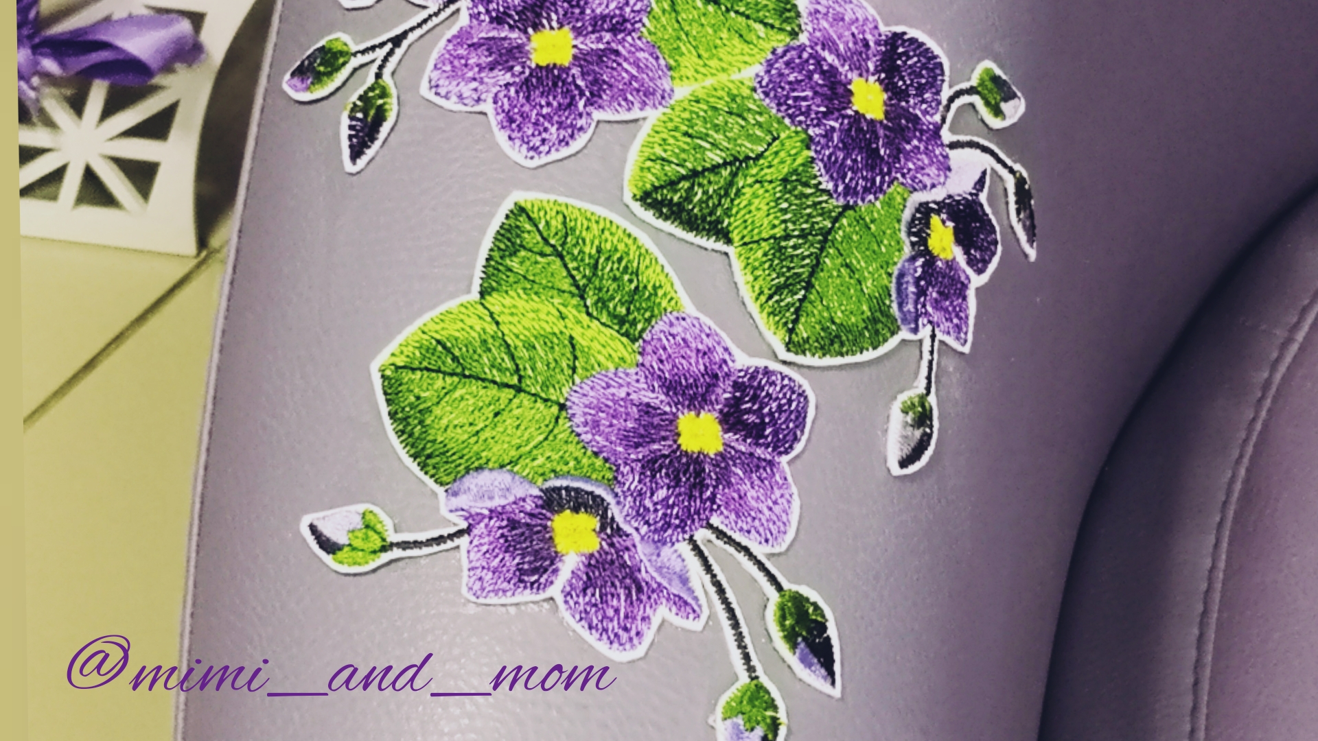 Реставрация кресла с помощью машинной вышивки