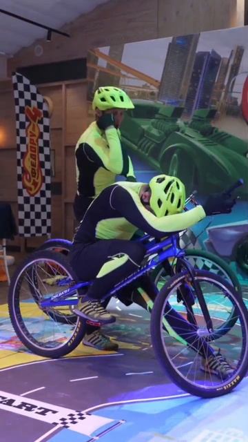 Акробатическое шоу