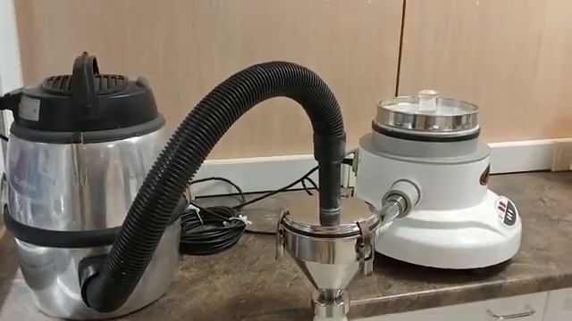 Цифровая Воздухоструйная просеивающая машина EOLO производства FILTRA