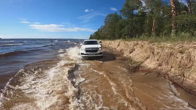Как мы чуть не оставили на Онеге китайский внедорожник Dongfeng DF6