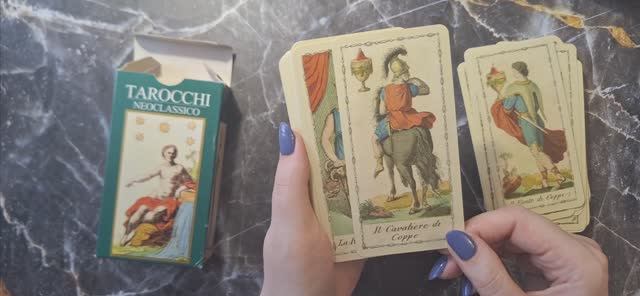 Редкие карты Таро Tarocchi Neoclassico. Переиздание 2001 года старинной миланской колоды