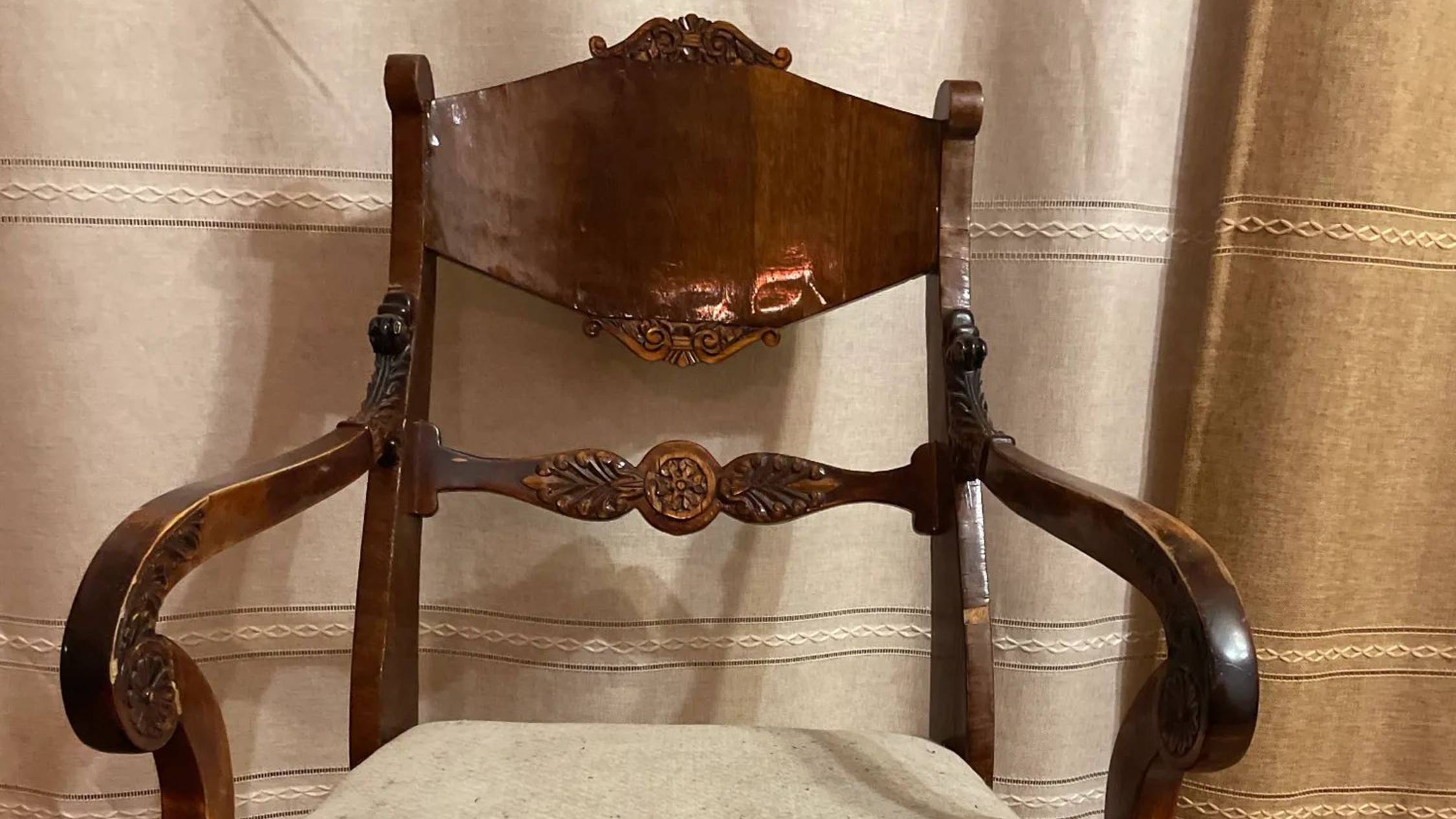 Реставрация с модификацией 2-х кресел кустарного производства времён Советского Союза. Часть 1