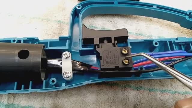 Штанга-высоторез Lithium electric tool rod. Переделка кнопки.