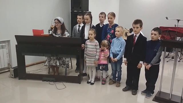 Дети «Возрадуйтесь же люди Христос воскрес» «Детский хор поет об Иисусе Христе» г.Оренбург