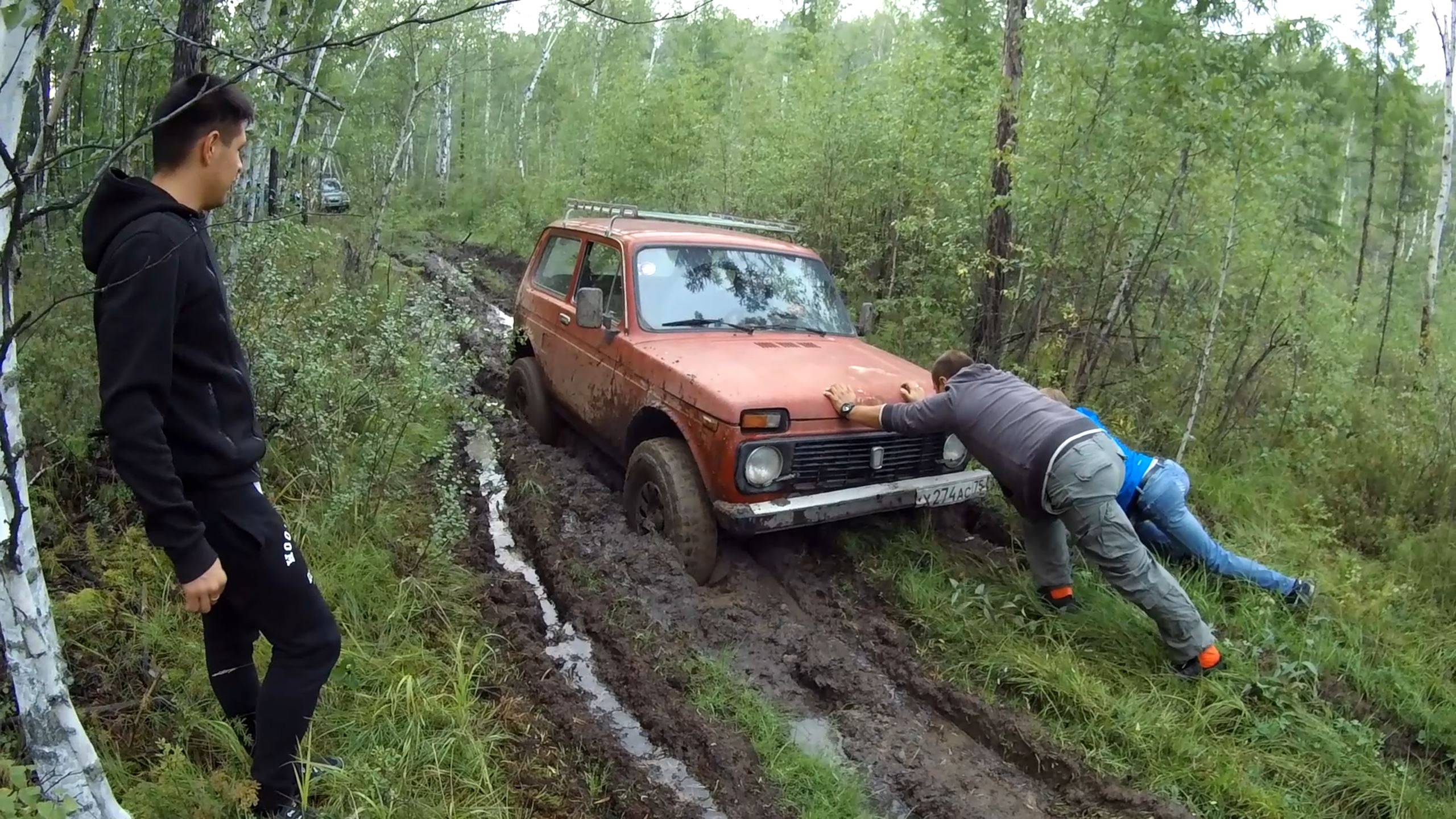 Порвали Ниву, засадили почти всех (Lexus LX470, Pajero 2, Jimny, Нива, Levante). Жесткий Offroad!