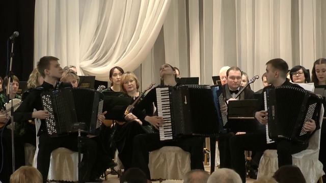 Н. Малыгин "Попурри на темы песен военных лет" Исп. трио: Т. Баканча, В. Надточий и П. Мочалкин.