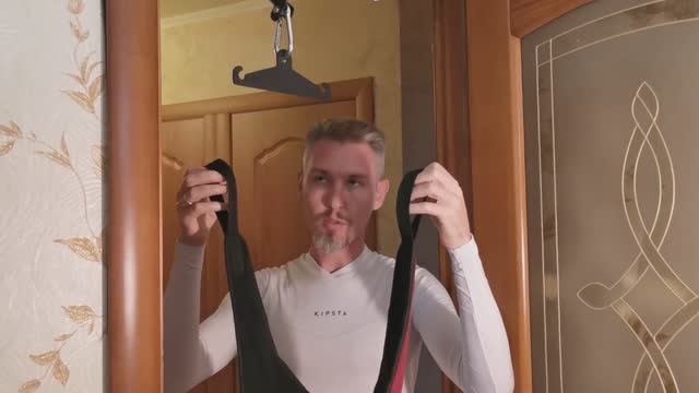 Петля Глиссона YOGURU. Крепление за 10 секунд в дверной проём!