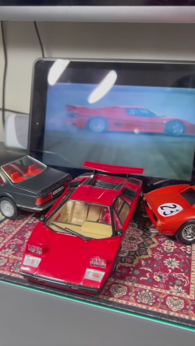 Lamborghini Countach LP500S 1/24 - Сборка модели