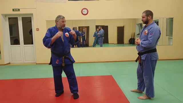 А знаете чем "двойка" отличается от двух одиночных ударов_