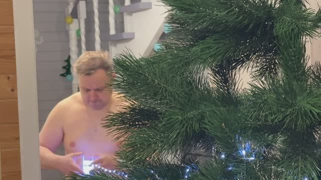 2093 В -9 в ФУТБОЛКЕ на УЛИЦЕ? ТРЕНД или БЕЗУМИЕ\УБИРАЕМ ЁЛКУ\ГИРЛЯНДА\МЫ СПРАВИЛИСЬ влог