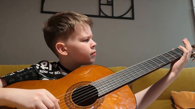 Александру Николаевичу 12 лет