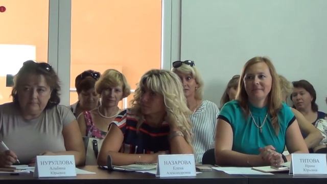 Что делает учитель информатики в школе