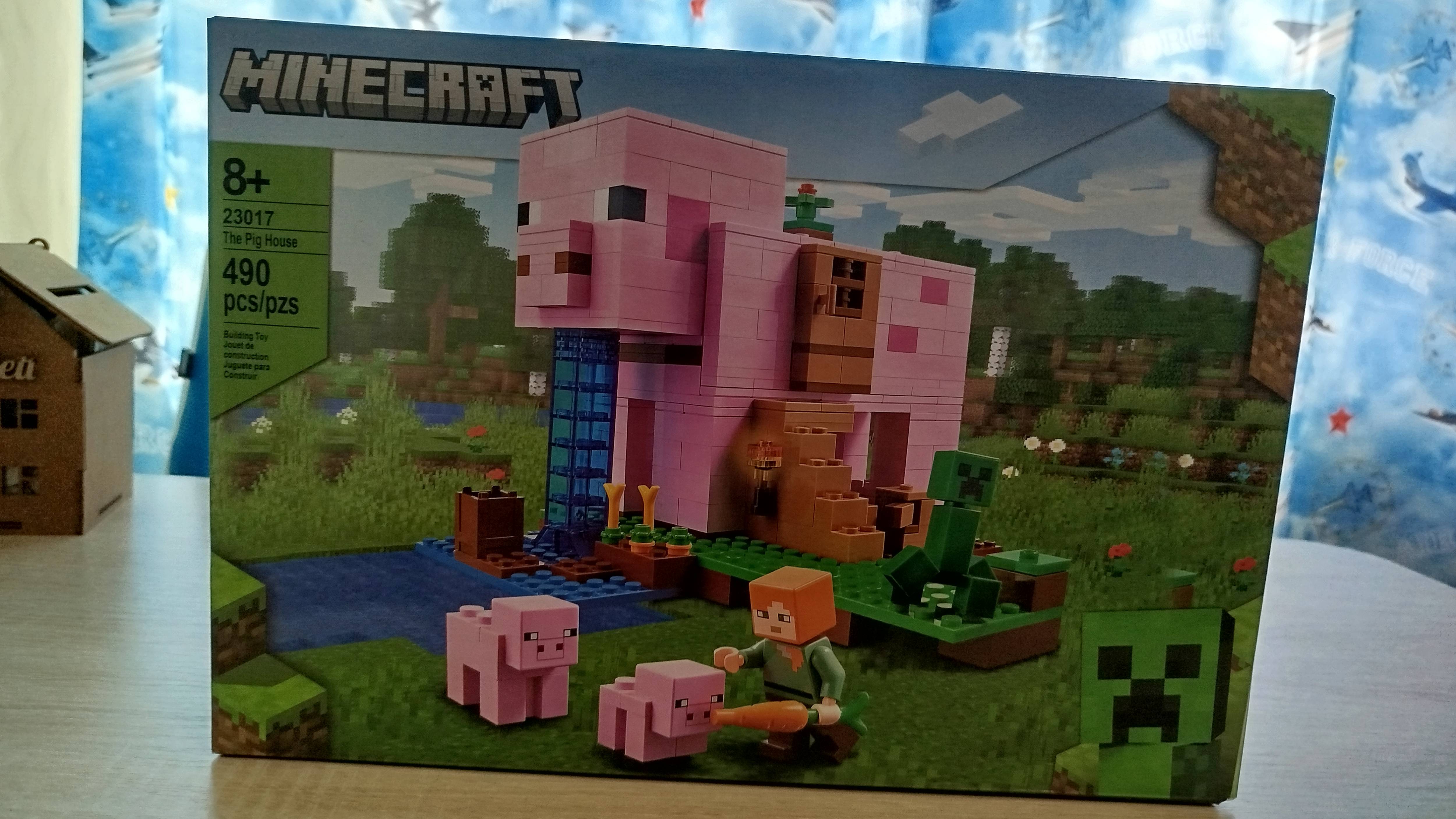 Набор майнкрафт дом свиньи !  "23017"