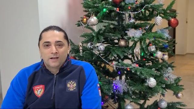 С Новогодним пожеланием обращается к Вам Президент Краевой Федерации спорта лиц с ПОДА!