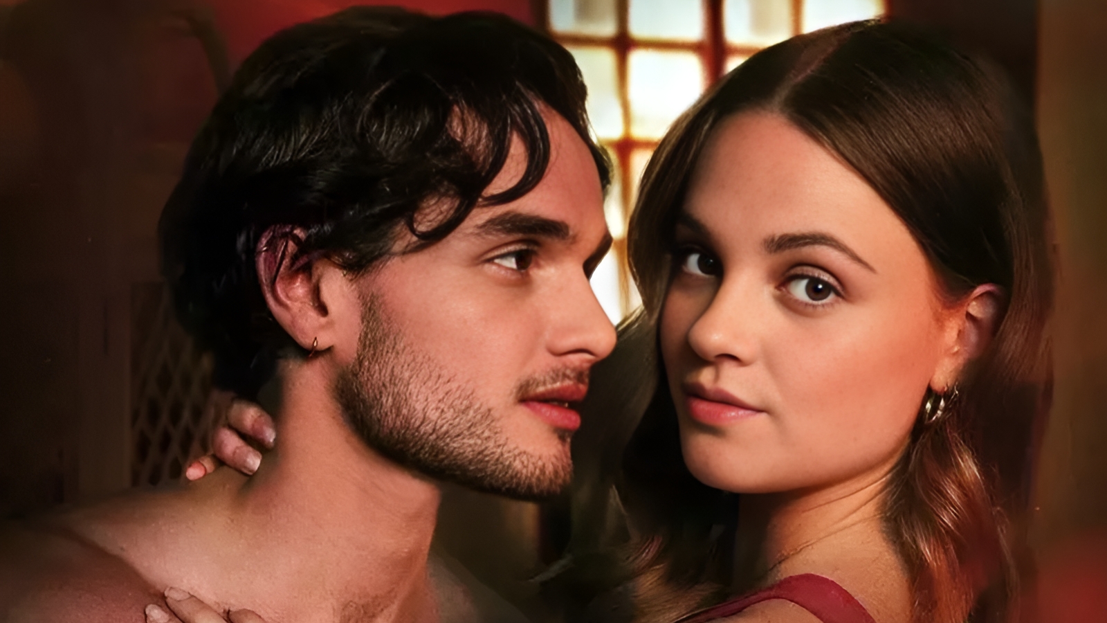 Все Оттенки Красного | АфишаКино | В кино с 1 мая