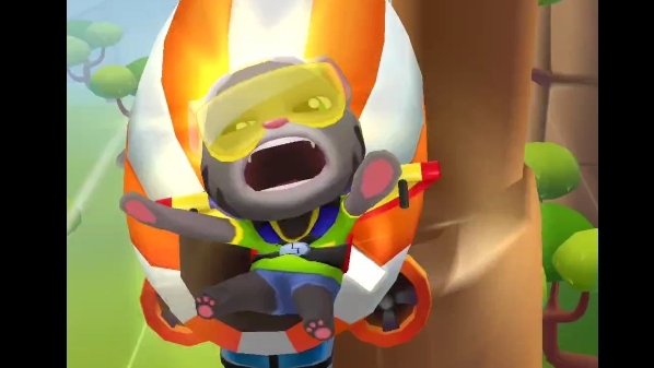 Говорящий Том бег за золотом