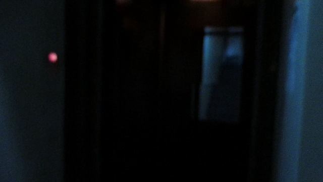 Погашение света в советском лифте