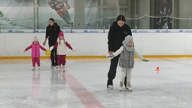 Вика на первой тренировке 02 сентября 2024 года (часть 13. Москва)