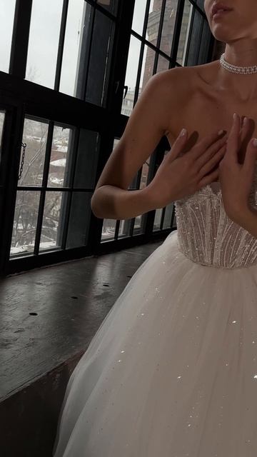 Свадебное платье Нейтири из коллекции «Wild Rose» от бренда Gabbiano