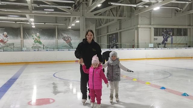 Вика на первой тренировке 02 сентября 2024 года (часть 8. Москва)