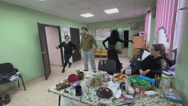 ЗАКУЛИСЬЕ. РЕПЕТИЦИЯ ПЕСЕН И ТАНЦЕВ НА МАСЛЕНИЦЕ. Е. БЕРЛИН И ТАНЦЕВАЛЬНЫЙ КОЛЛЕКТИВ "ЭКСПРОМТ"💃🏿