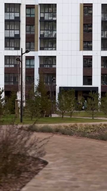 Детская площадка ЖК Сибирь осенью