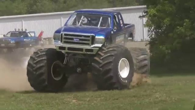 BIGFOOT Monster Truck Car Crash