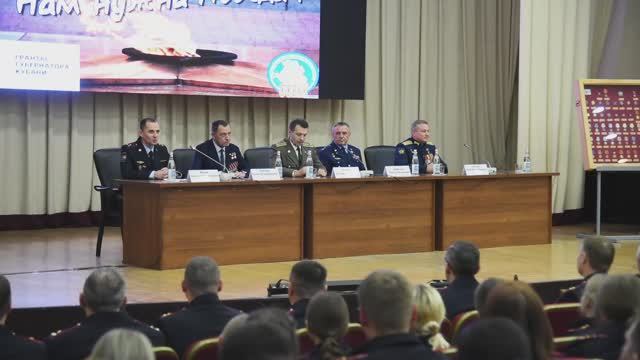 В университете прошла встреча личного состава с Героями России